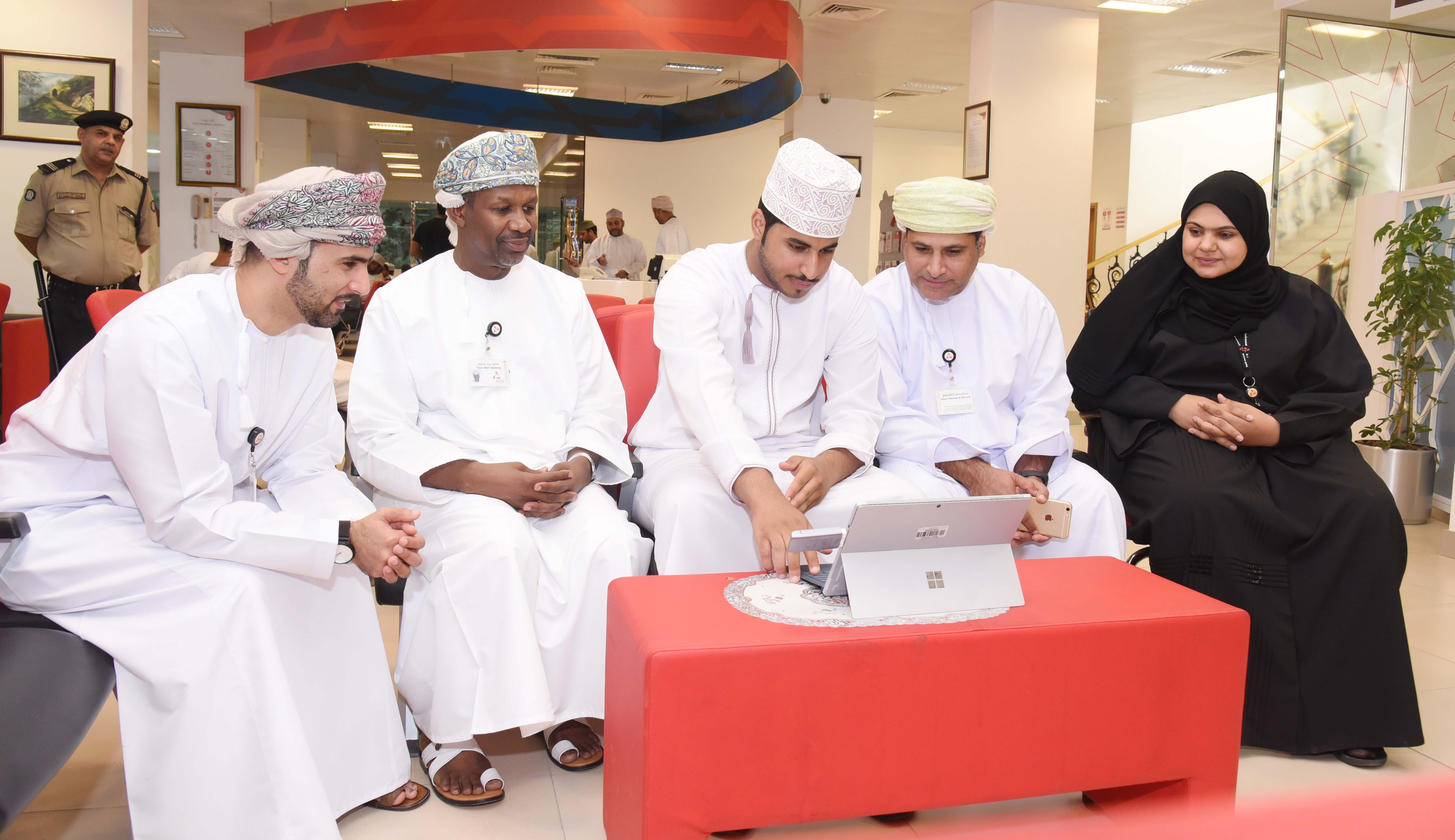 Bank Muscat rewards 50 lucky customers in al Mazyona Loyalty prize draw ...