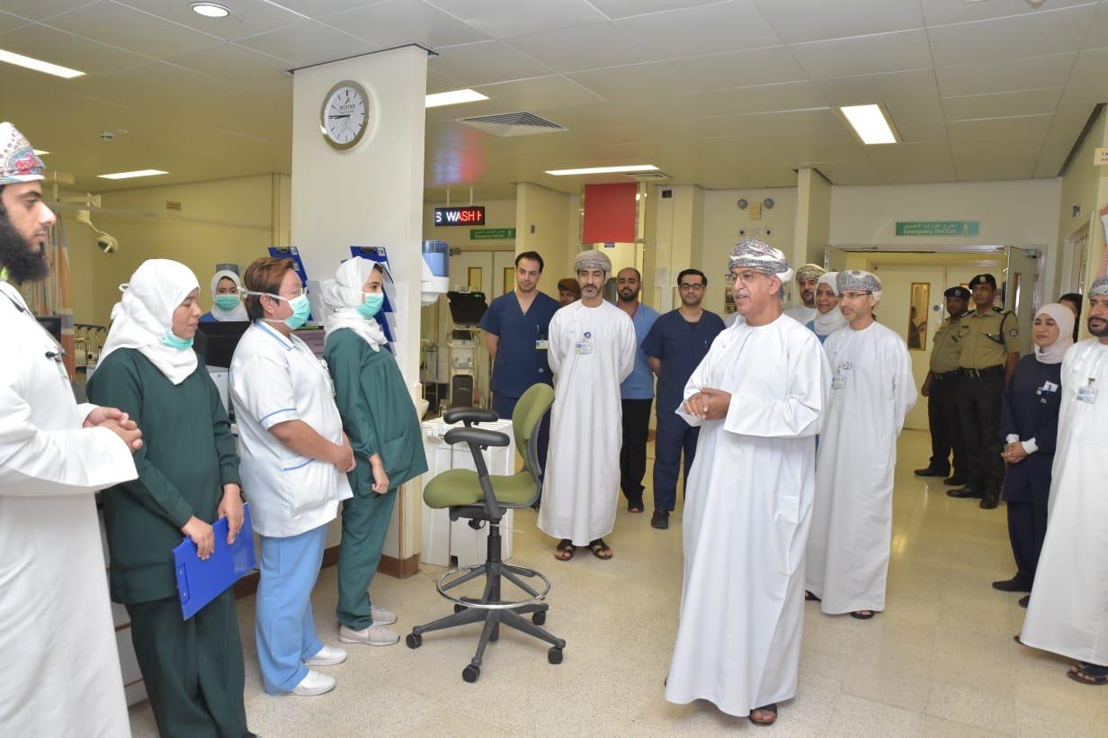 Covid-19 in Oman: Minister of Health visits Royal Hospital - The ...