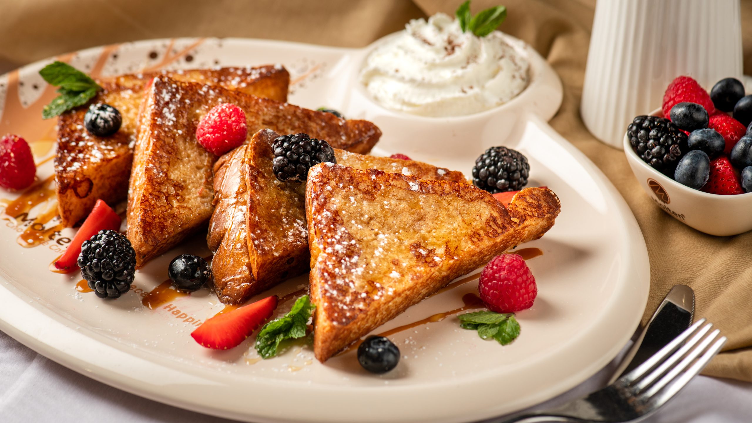 Molten Chocolate Café opens new store in Mall of Oman - The Arabian ...