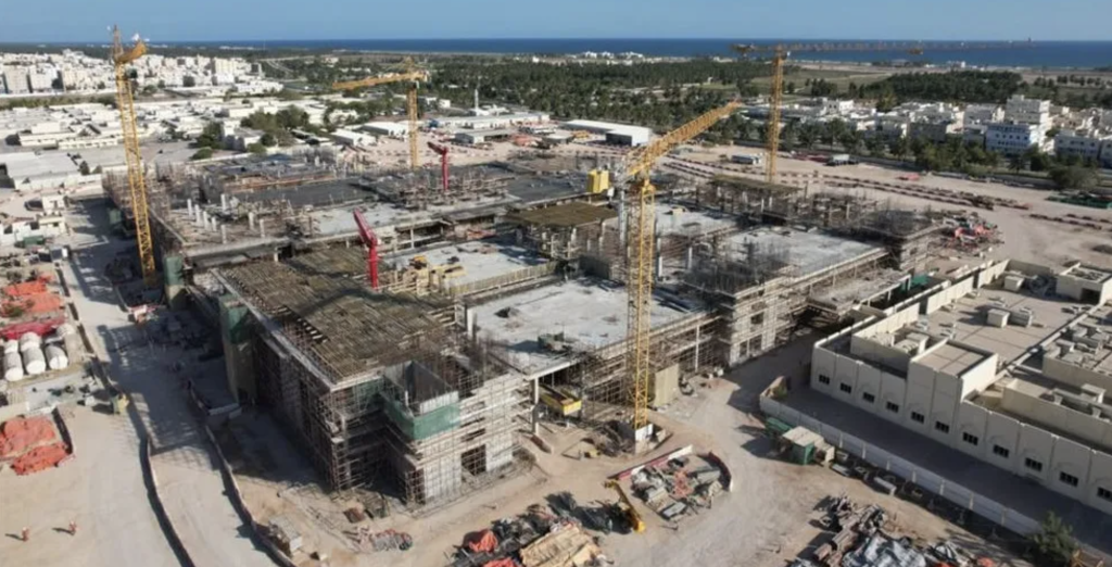 Construction of new hospital in Oman progresses steadily - The Arabian ...