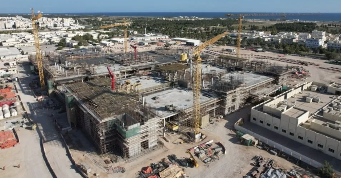 Construction of new hospital in Oman progresses steadily - The Arabian ...