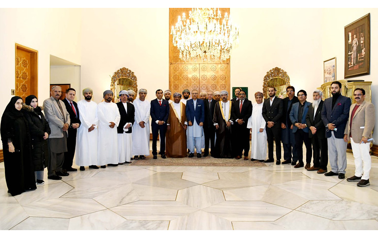Pakistan’s President, PM meet Oman delegation - The Arabian Stories News
