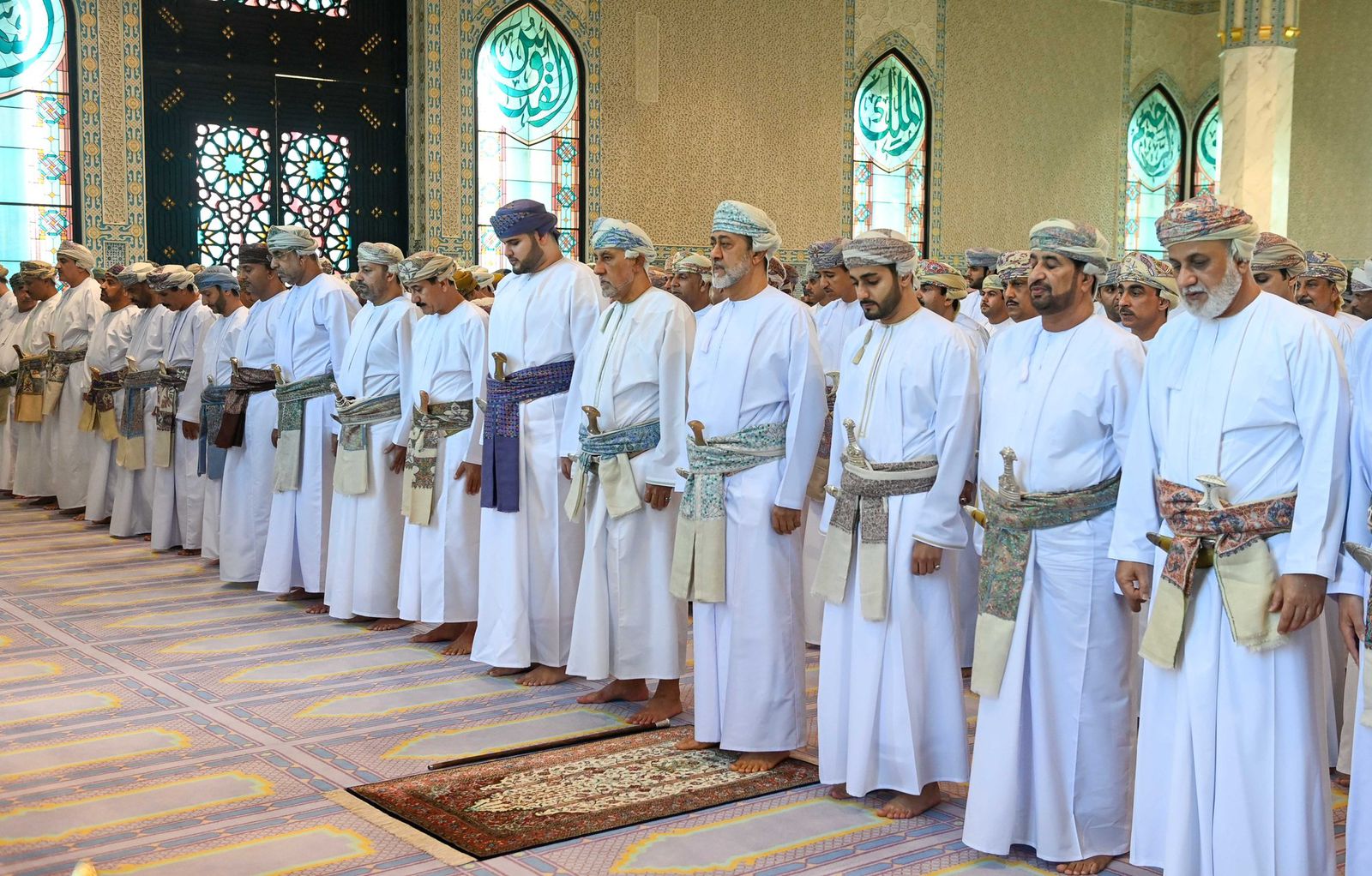 His Majesty Sultan Haitham performs Eid prayer in Zulfi Mosque - The Arabian Stories News