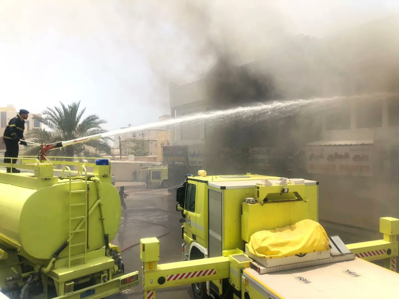Fire breaks out in some shops in Oman - The Arabian Stories News