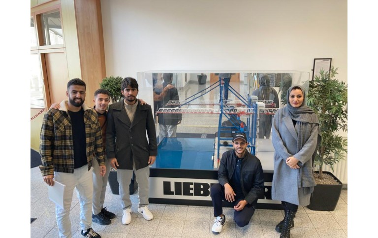 4 Omani engineers enroll in cranes operation training in Ireland - The ...