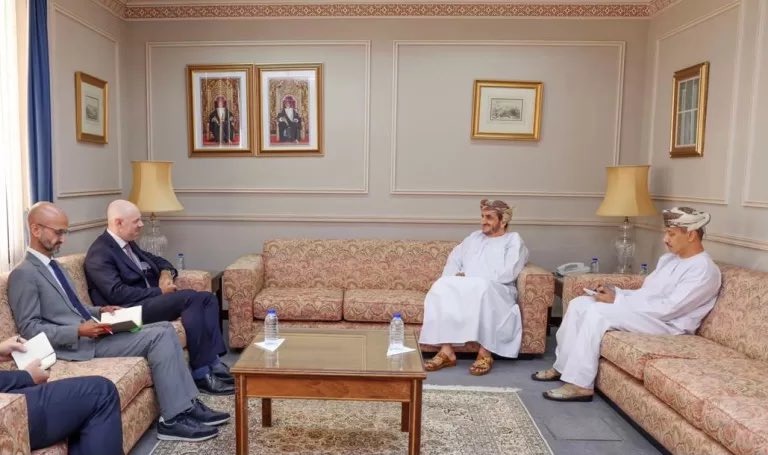 UK lauds Oman's efforts in settling Yemen crisis - The Arabian Stories News