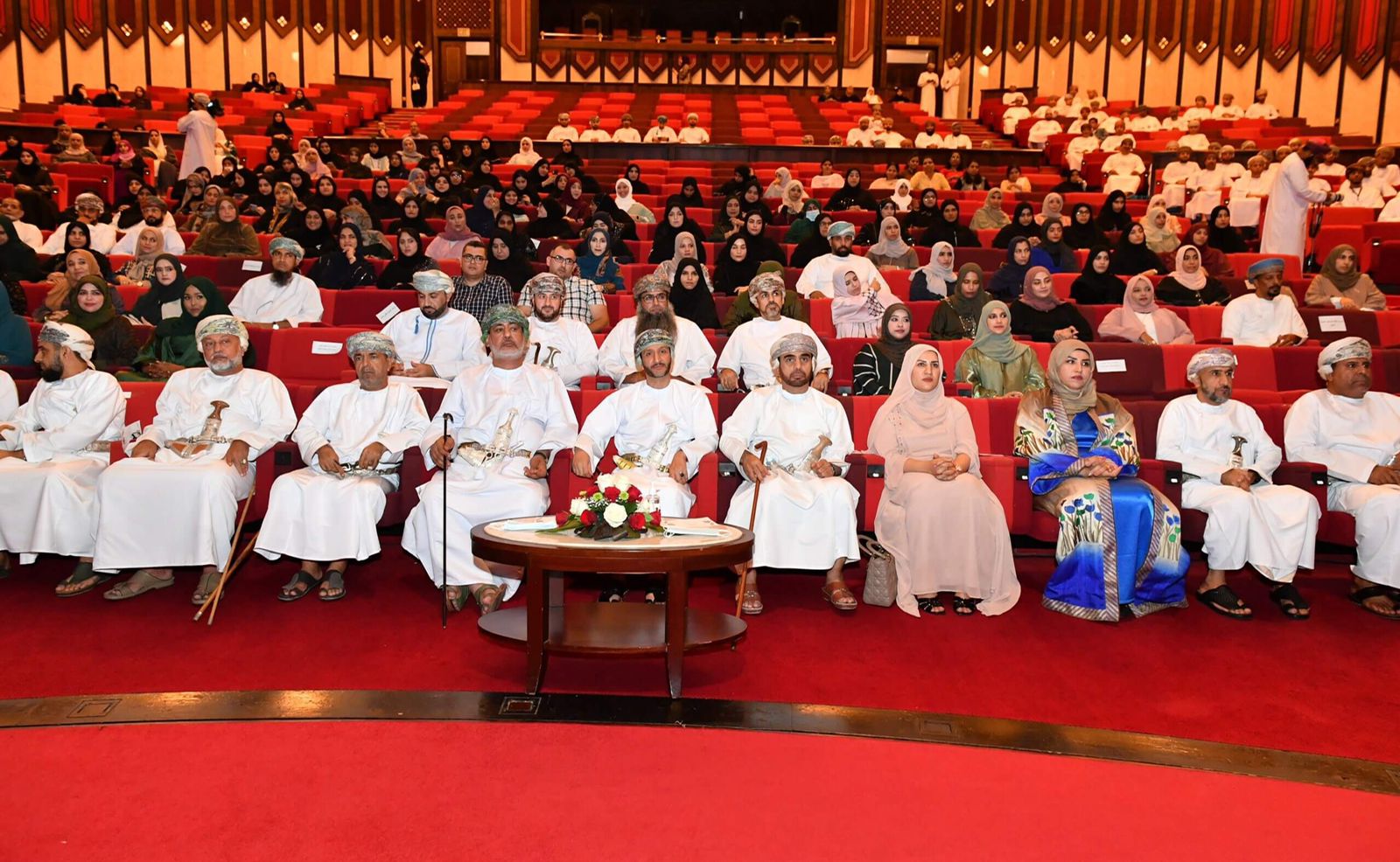 Oman’s Health Ministry felicitates employees - The Arabian Stories News