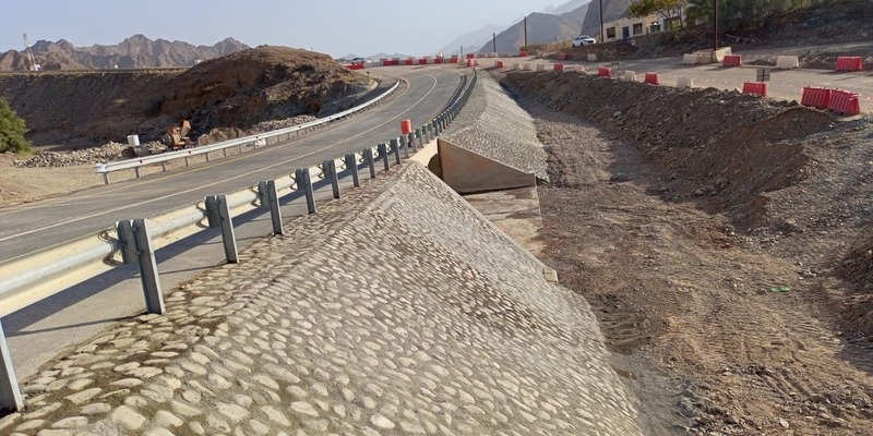 Oman Transport Ministry opens Wadi Hawasna Road - The Arabian Stories News