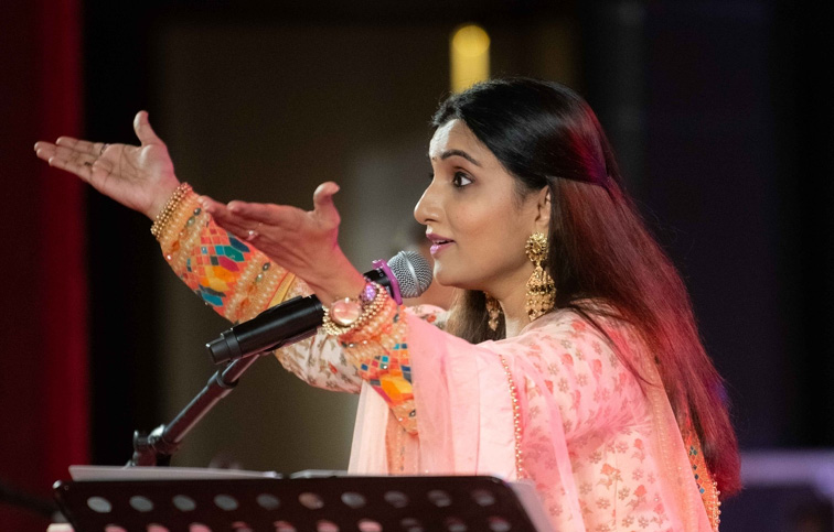 Manjari entertains Muscat crowd at ISC Republic Day event - The Arabian ...