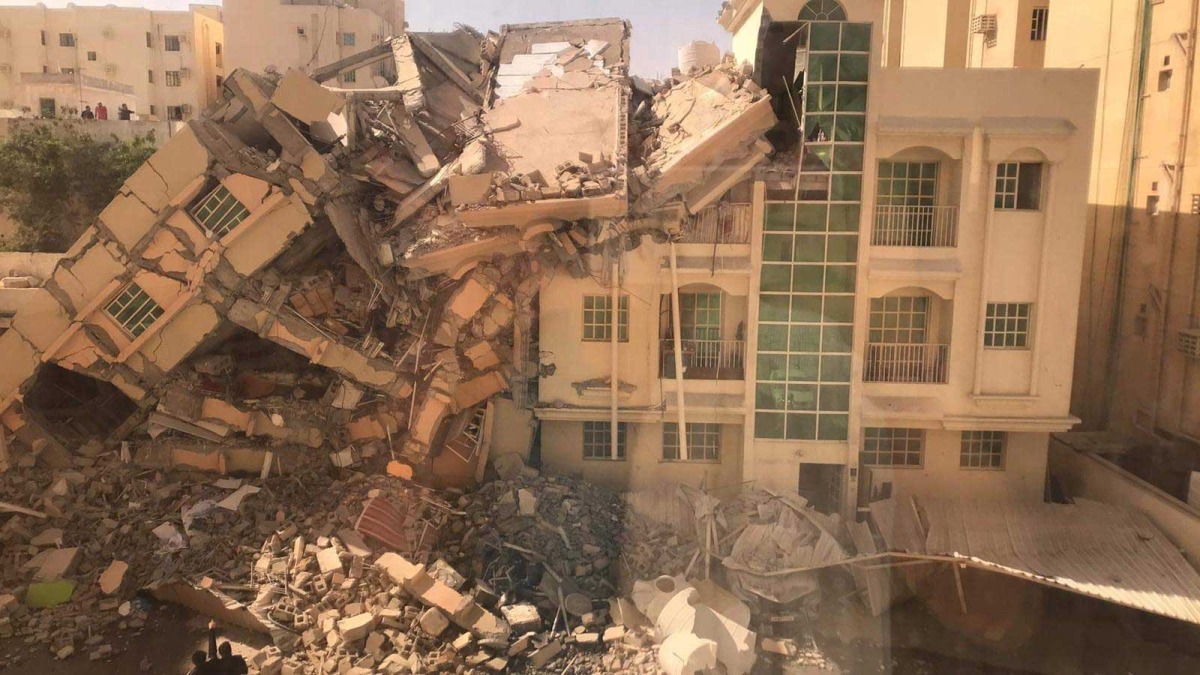 Building collapses in Mansoura, Qatar; Claims one life - The Arabian ...