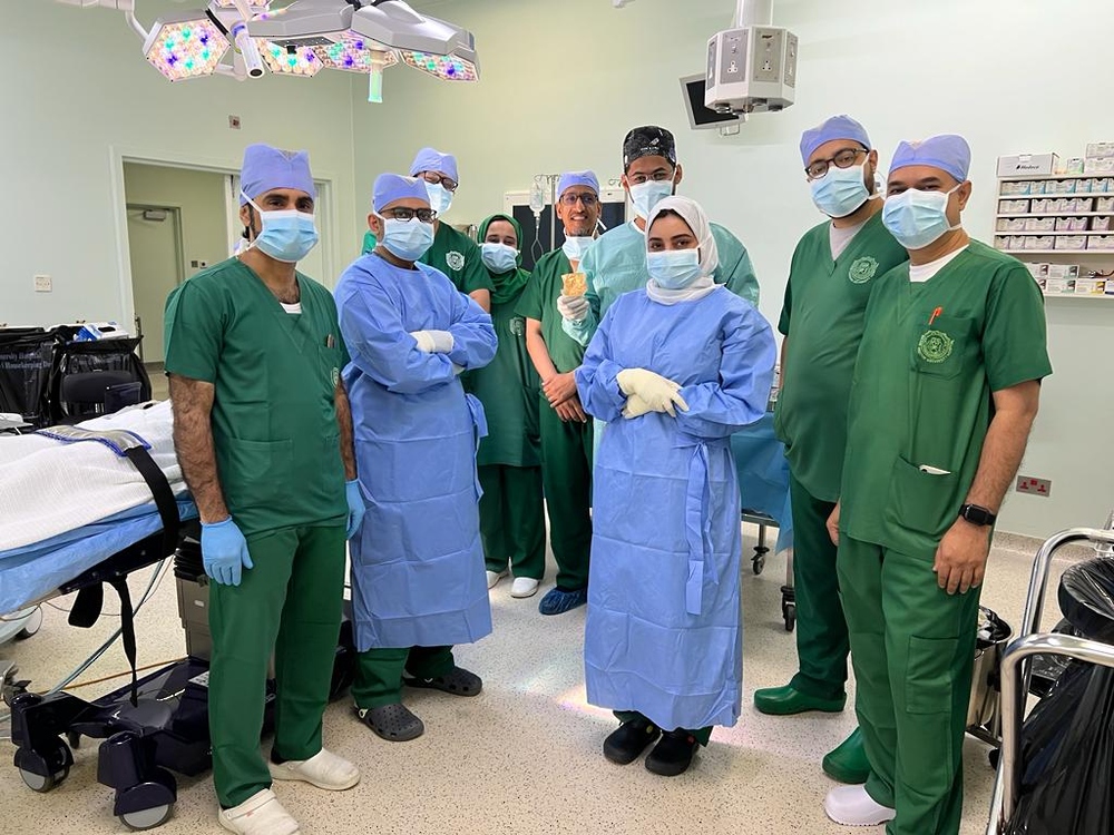 SQUH conducts Oman’s first surgical procedure to reconstruct fractured ...