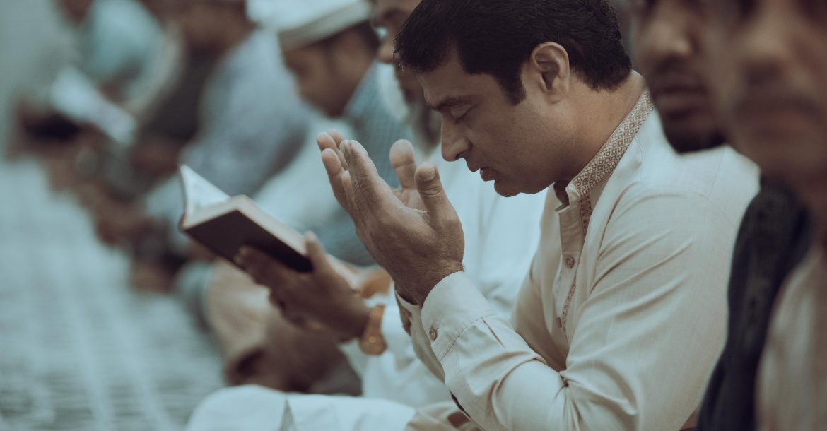 In Pictures: Is today the last Friday of Ramadan in Oman? - The Arabian ...