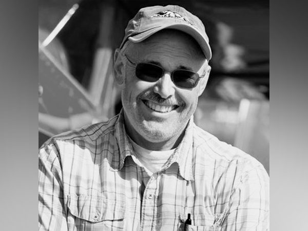 'Flying Wild Alaska' star Jim Tweto dies in plane crash - The Arabian ...
