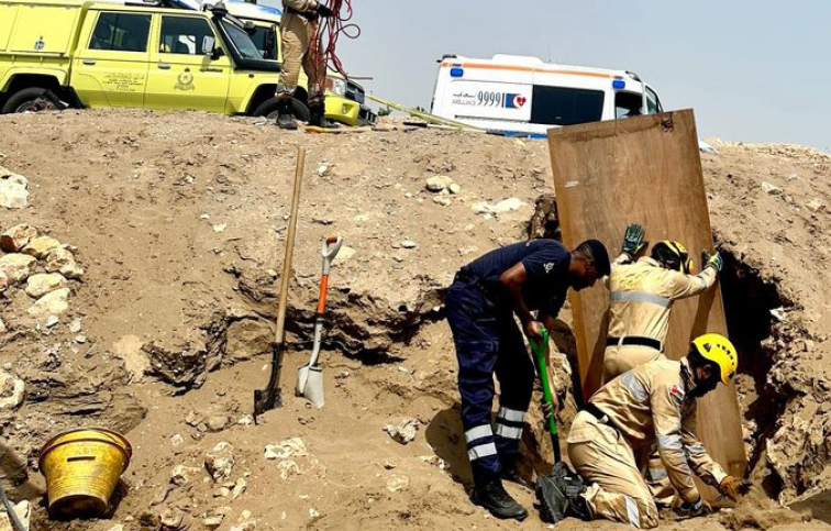 Oman’s CDAA recovers body of worker trapped in mudslide - The Arabian ...