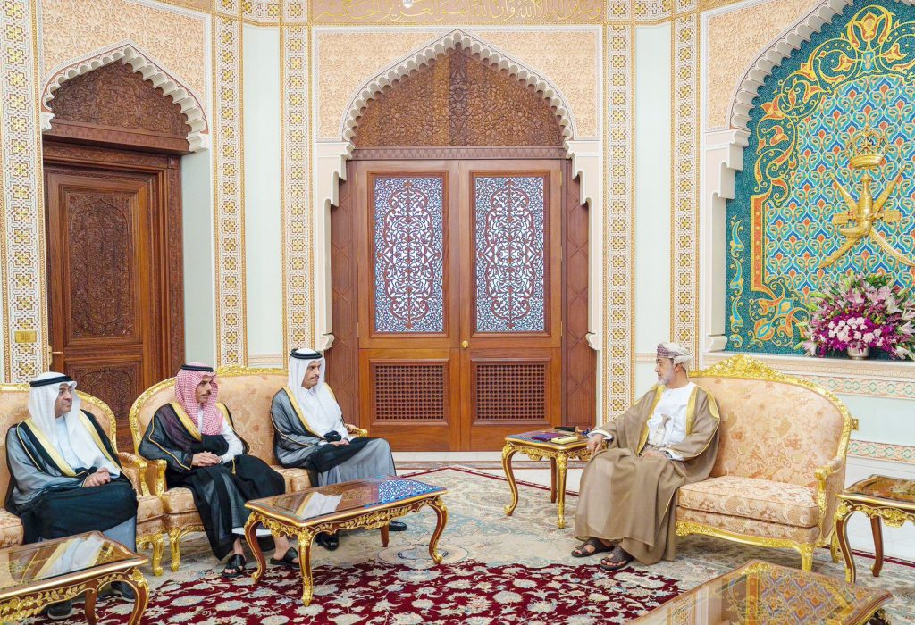 In Pictures: His Majesty Sultan Haitham meets GCC foreign ministers in ...