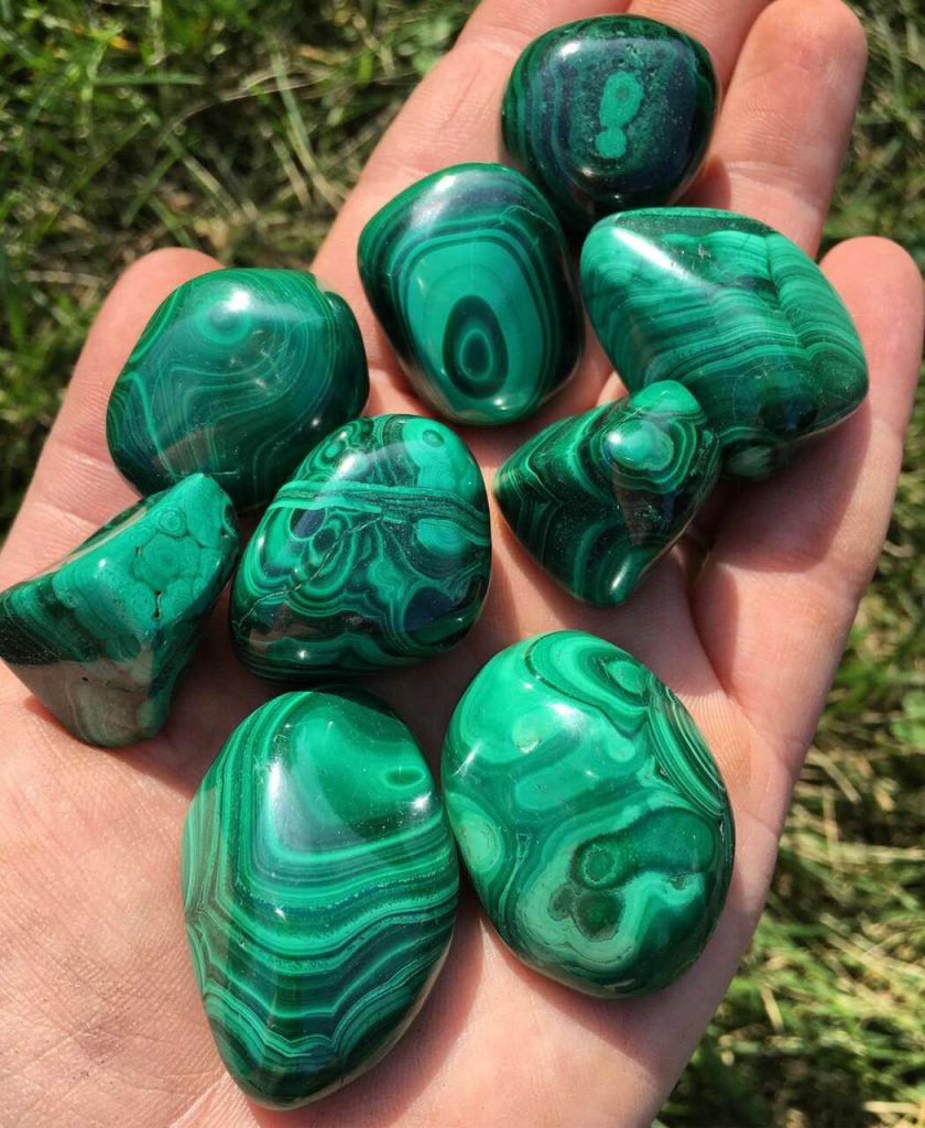 Malachite: The Healing Gem for Releasing Old Traumas of the Heart - The ...