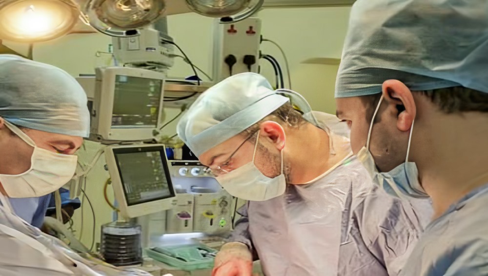 Royal Hospital's 9-hour operation removes rare abdominal tumor, saves ...