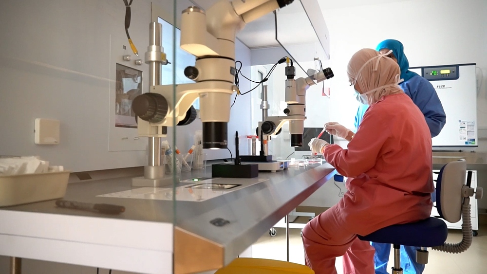 New government fertility centre offers hope for parenthood in Oman ...