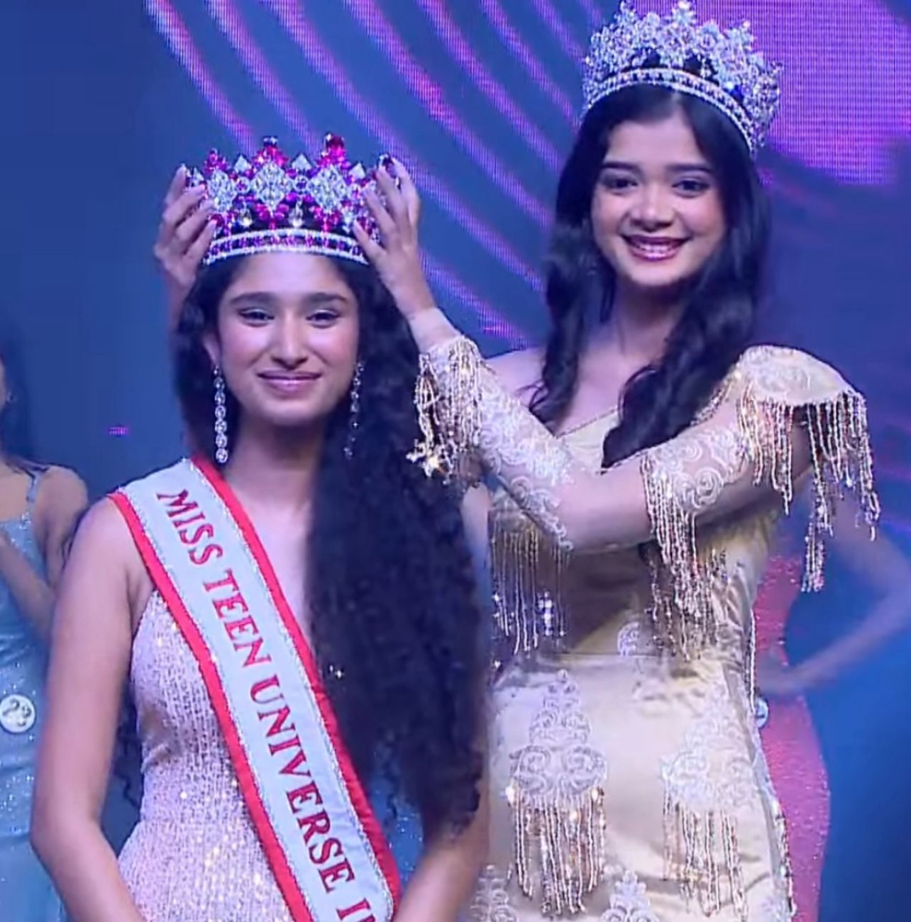 Oman-raised Carrisaa Bopanna crowned Miss Teen Universe India 2024 ...