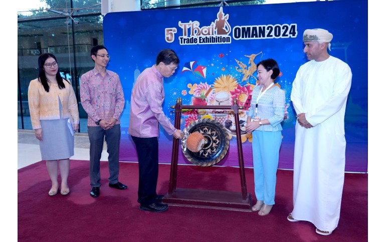 Fifth Thai Trade Show opens, showcases attractive products - The ...