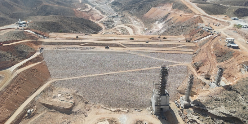 The second largest dam in Oman closes in on completion - The Arabian ...