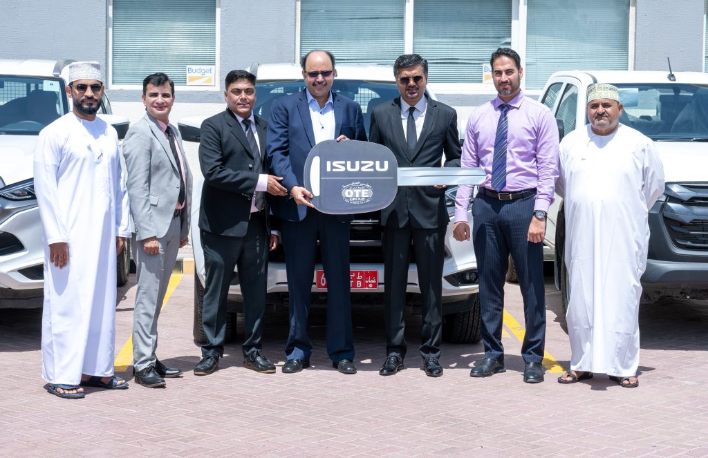 Isuzu Oman bolsters budget rent a car fleet with 15 new D-Max Pickups ...