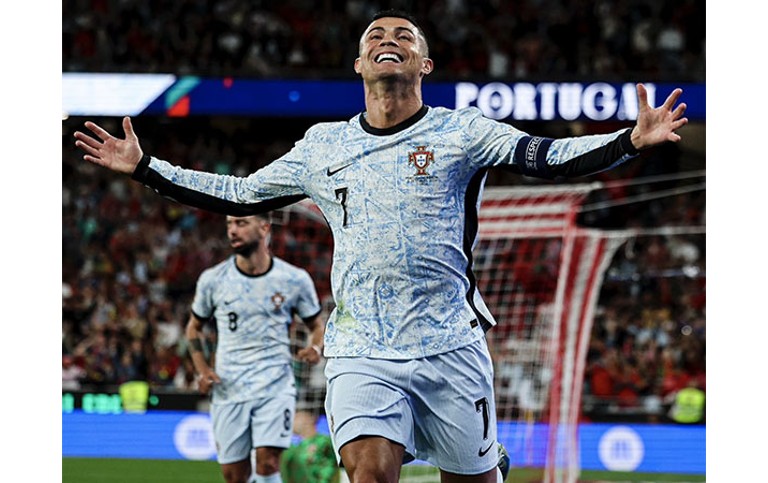 Cristiano Ronaldo achieves elusive feat, becomes first player to score ...