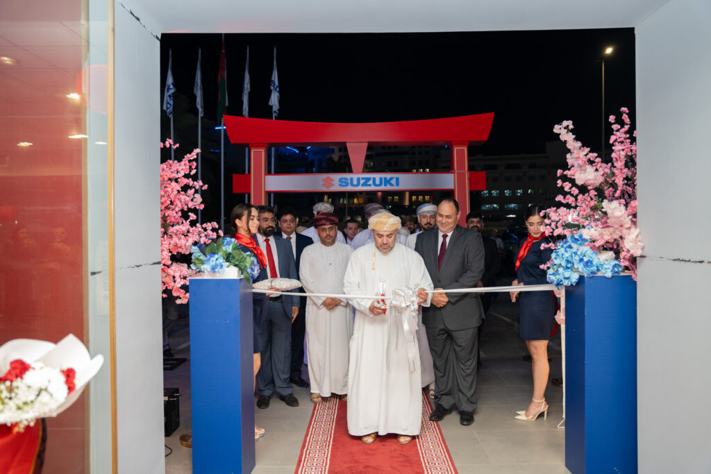 Moosa Abdul Rahman Hassan & Co. celebrates launch of 2025 Suzuki Swift ...