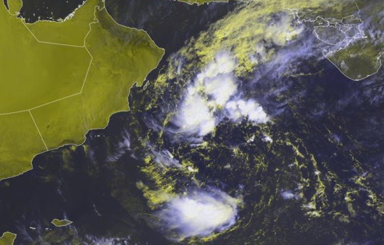 Oman Meteorology issues update on tropical depression - The Arabian ...