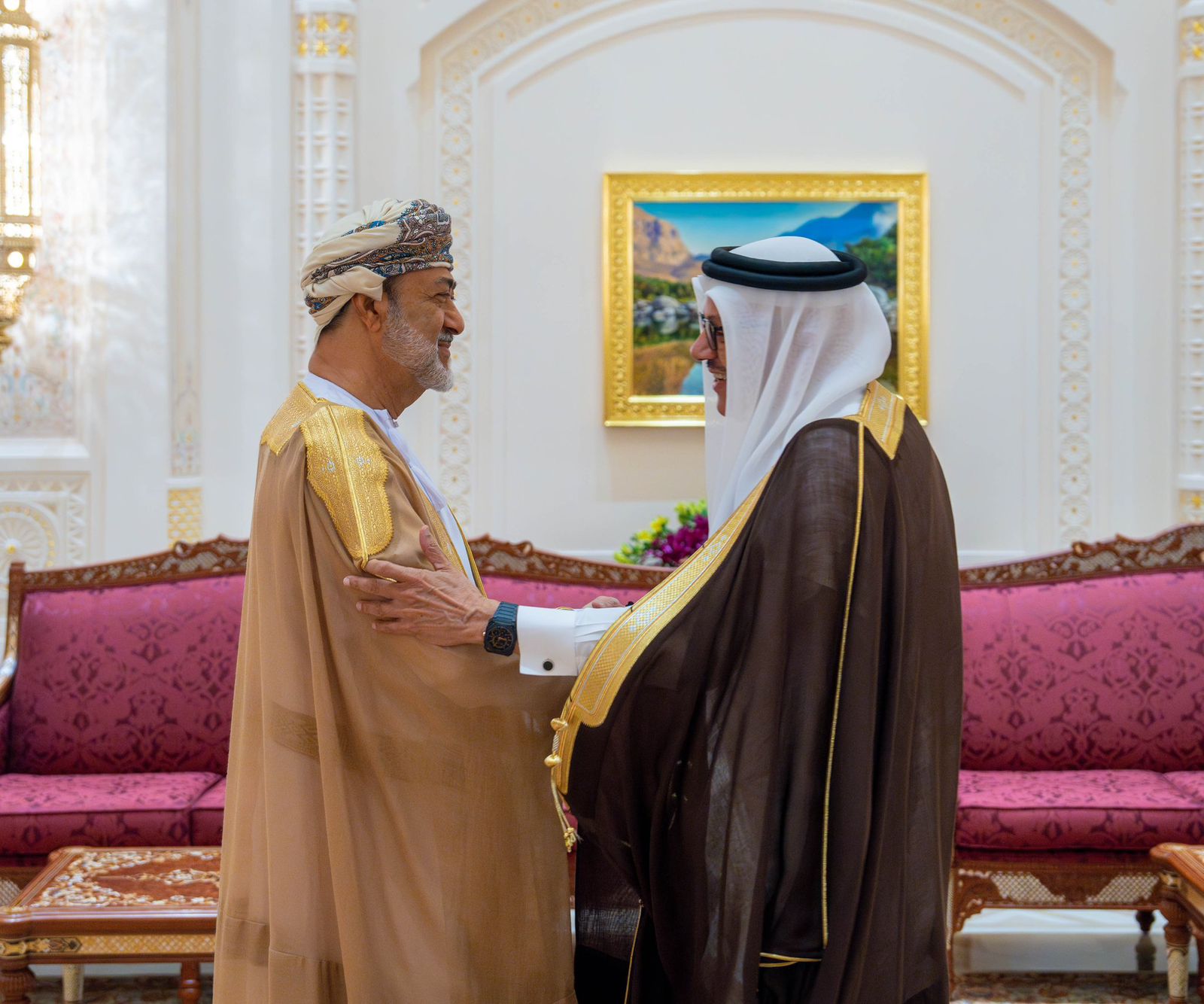 His Majesty the Sultan receives Bahrain’s Foreign Minister - The ...