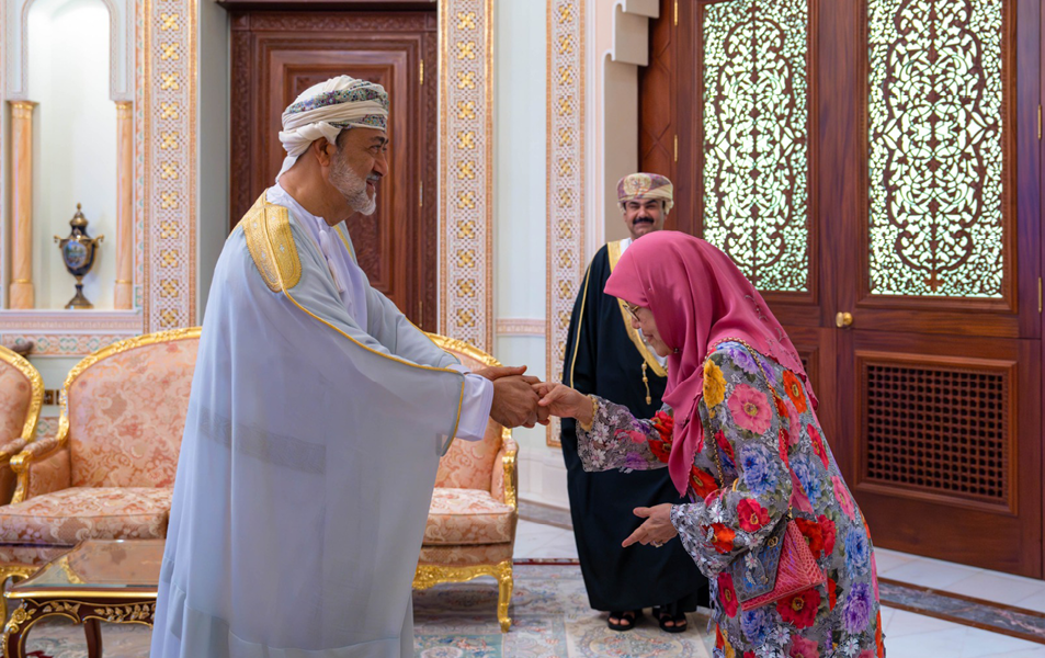 His Majesty receives HRH Princess Haja Masna of Brunei - The Arabian ...