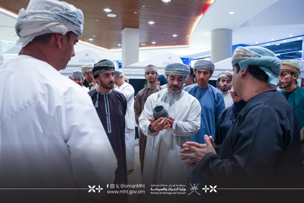 Omani Crafts Exhibition ‘Authenticity and Modernity’ opens in Muscat ...