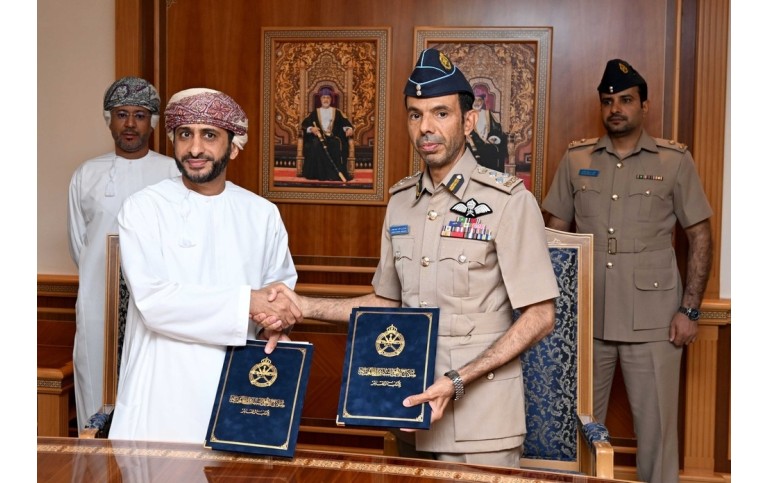 Oman's Defence Ministry signs emergency air support agreement with OQEP ...