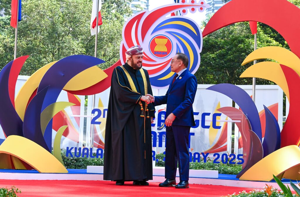 HH Sayyid Asaad leads Oman’s engagement with Cambodia at GCC-ASEAN ...