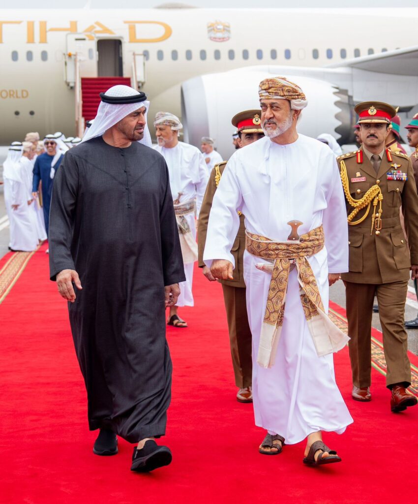 His Majesty Sultan Haitham welcomes UAE President Sheikh Mohamed in ...