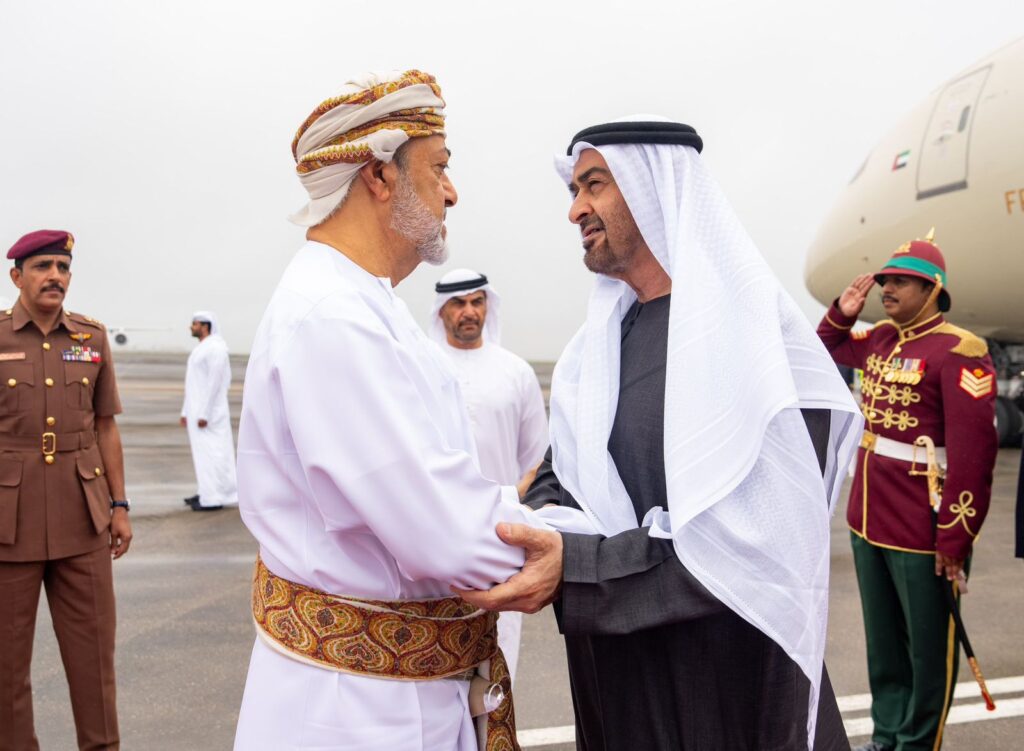 His Majesty Sultan Haitham welcomes UAE President Sheikh Mohamed in ...