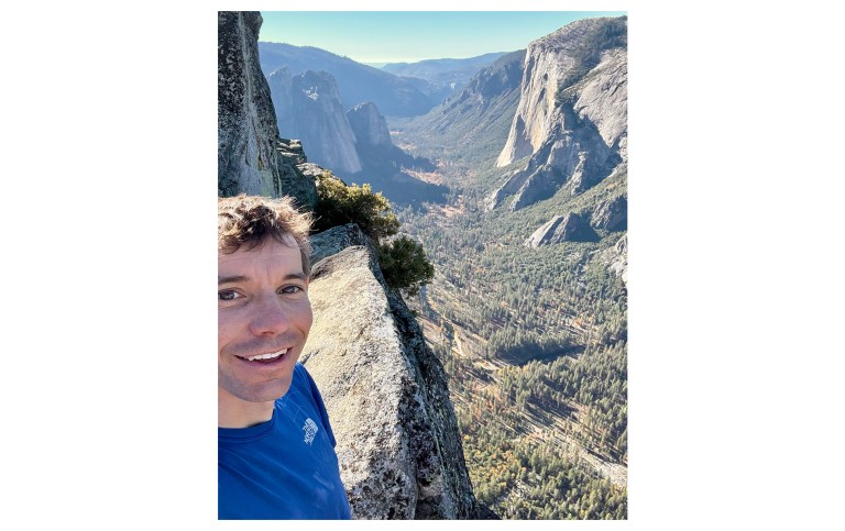 US climber Alex Honnold set to take on Taipei 101 rope-free ascent ...