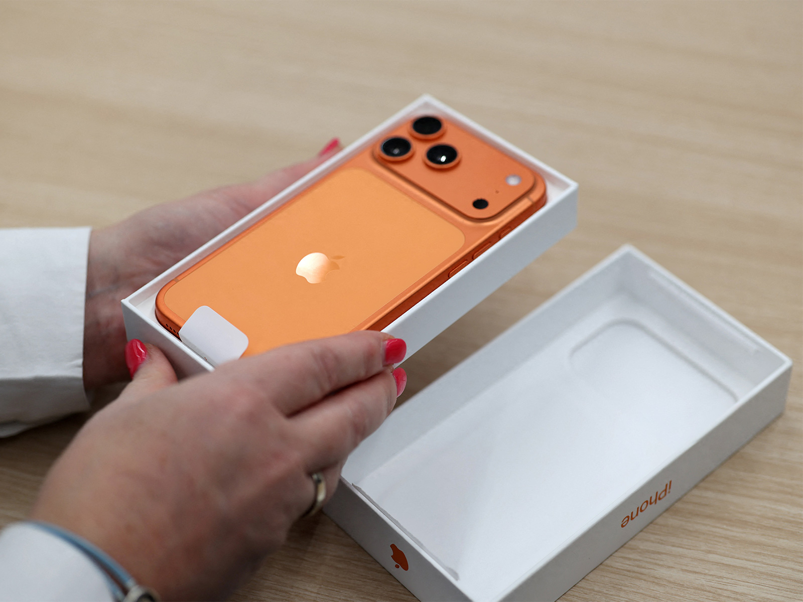 Apple may add 'undo' and 'redo' to iPhone home screen in iOS 27 - The ...