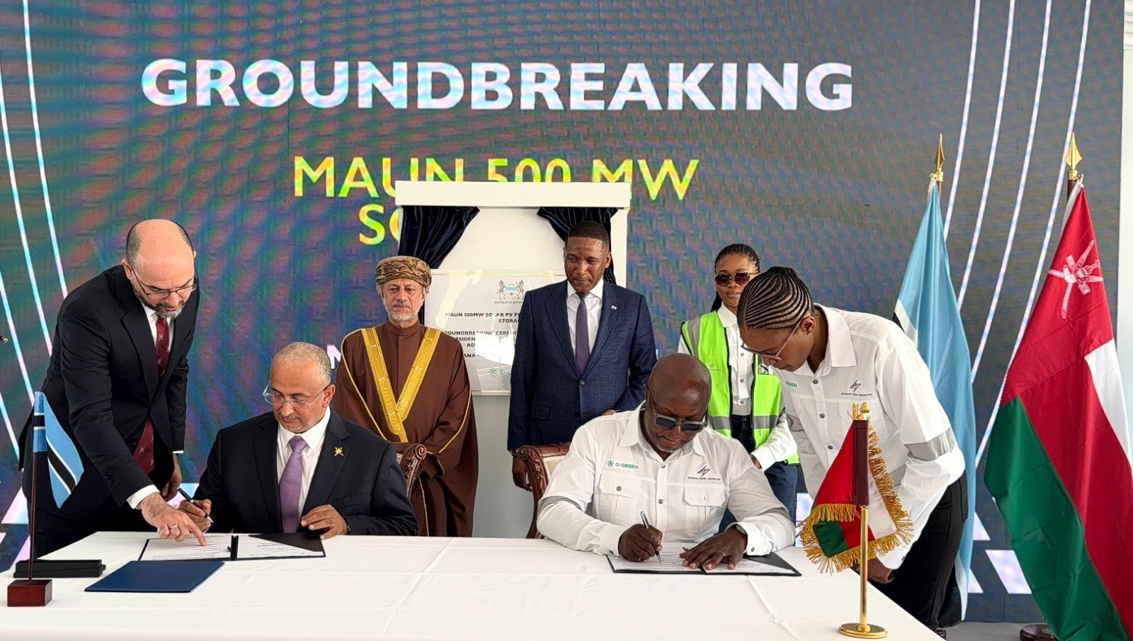 Oman and Botswana launch 500MW solar project in Maun - The Arabian ...