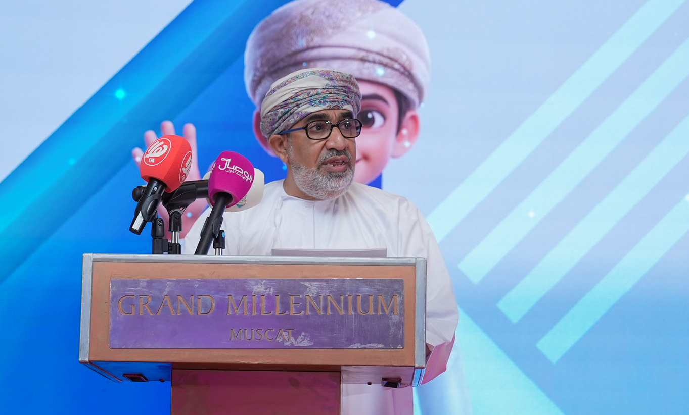 Oman launches ‘Artaj’ app, government coordination portal and central ...
